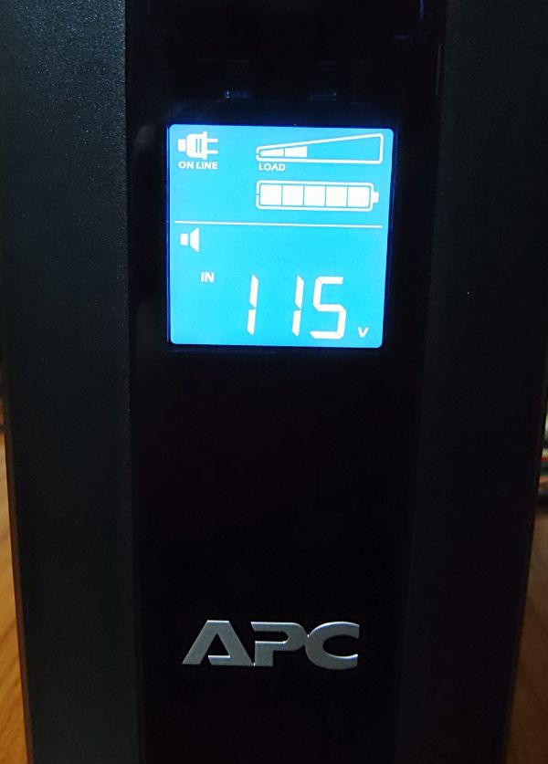 開箱測試 APC Back-UPS Pro 1000 (BR1000G-TW) 1000VA UPS | 蝸牛總是想落跑